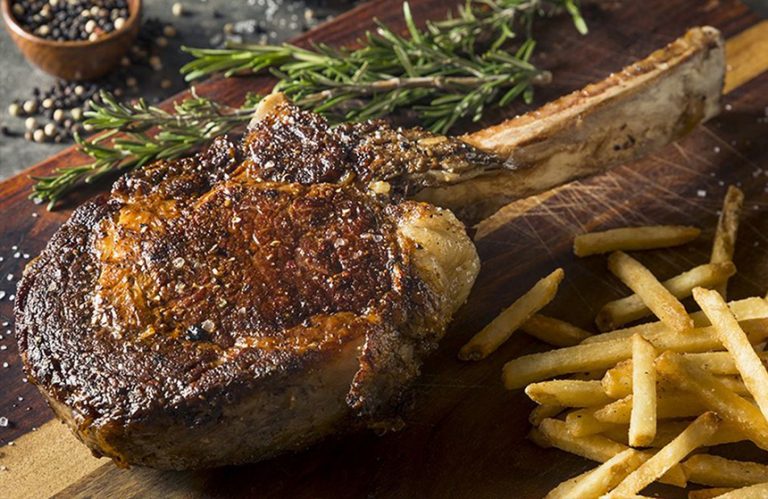 Qué es la Carne TOMAHAWK y por qué es un corte tan preciado